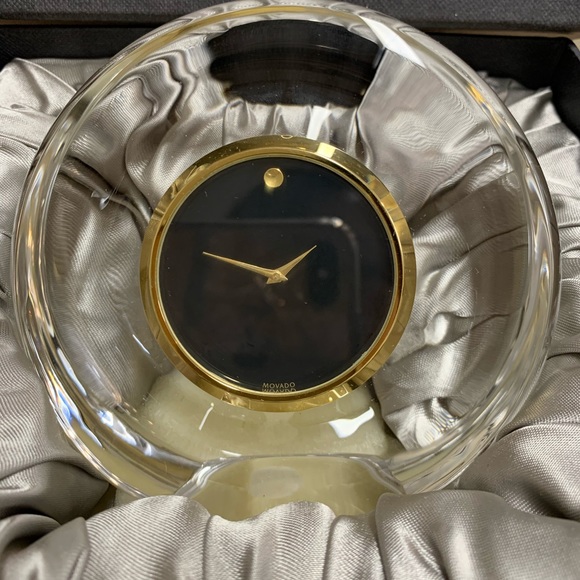Movado | Accents | Movado Crystal Round Clock Museum Dial For Desk ...